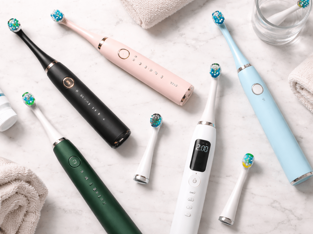 How Long Should an Electric Toothbrush Last? Signs It’s Time for a New ...